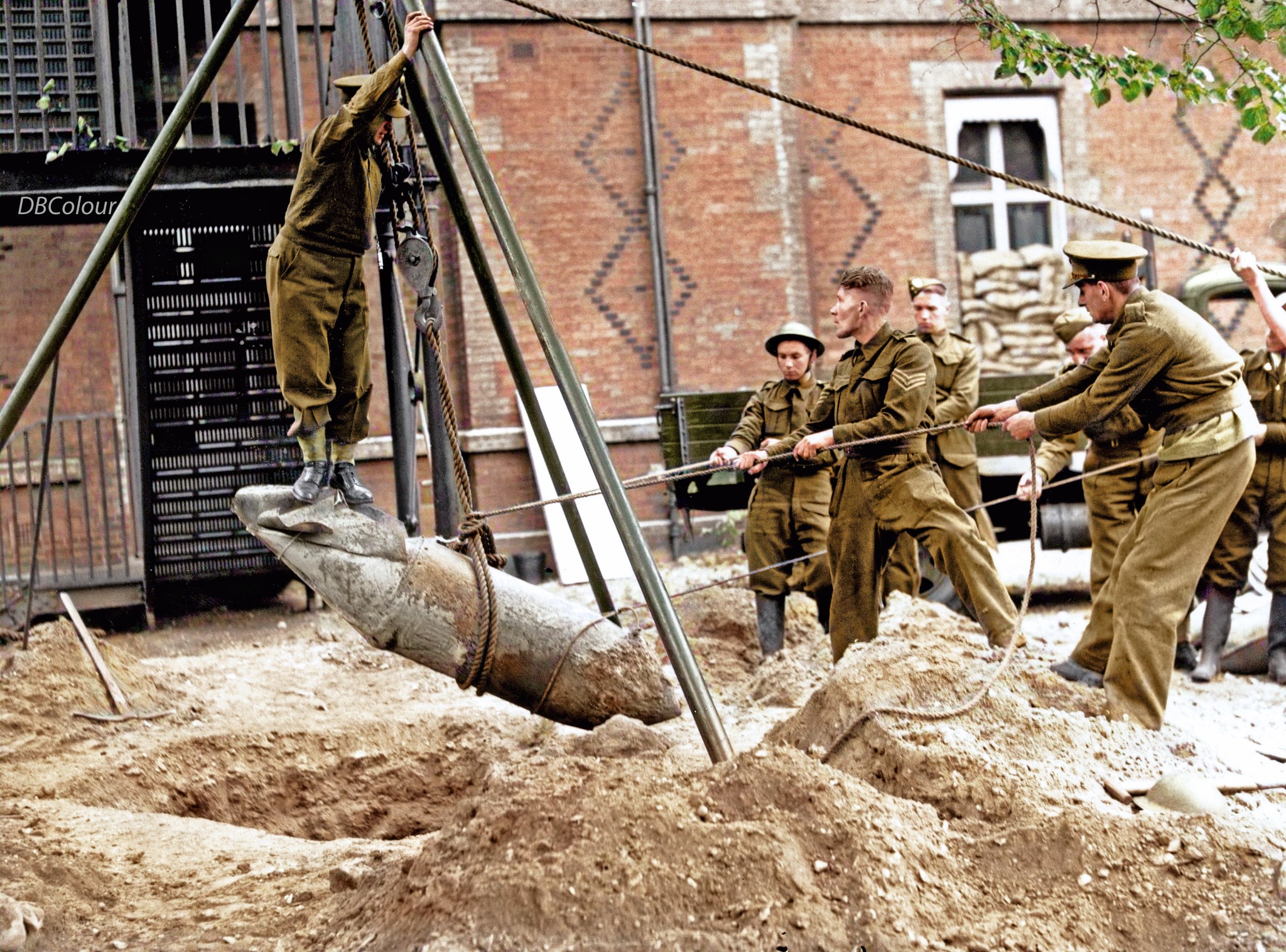 British Homefront during WW2: Bomb Disposal. – Alan Malcher