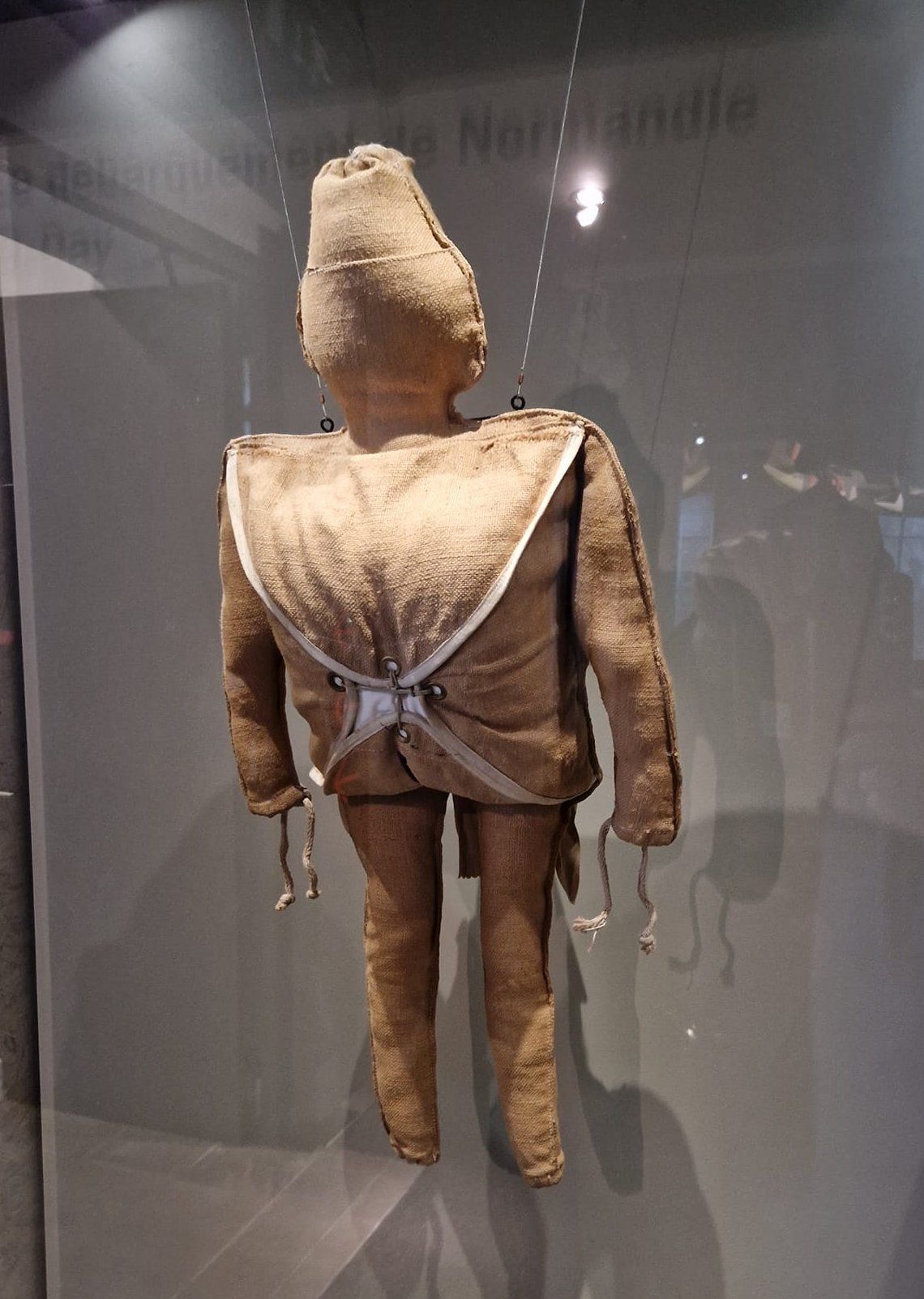 Rupert: the dummy parachutists of D-day. – Alan Malcher